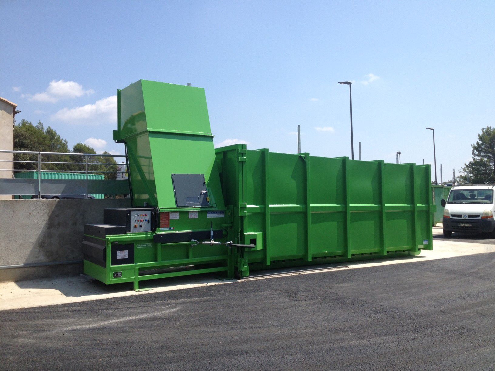Cardboard trash compactor - PAKTOR I.3 - 1500 - GILLARD SAS - fixed ...