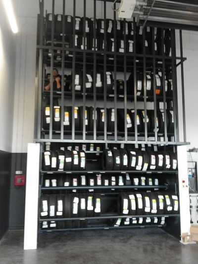 Vertical storage carousel - SYSTEO INDUSTRIE S.A.S - for tires ...