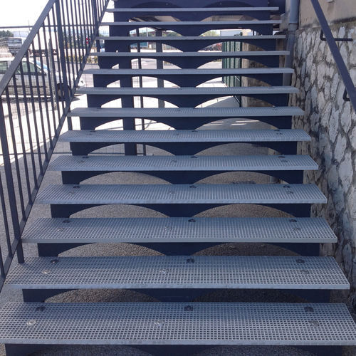 Composite stairway step - FRP - JK TECHNIC