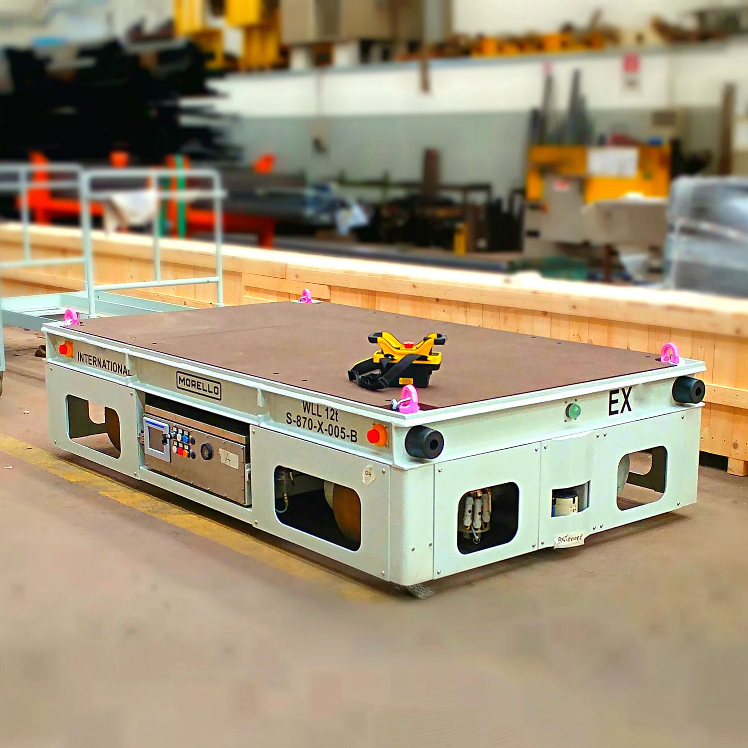 Battery-powered self-propelled trailer - MORELLO GIOVANNI S.r.l.