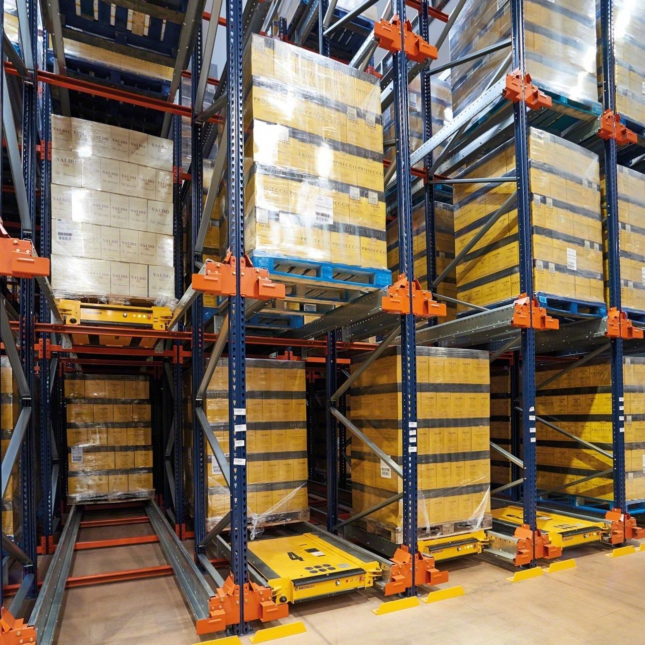 Pallet shuttle - Pallet Shuttle - MECALUX