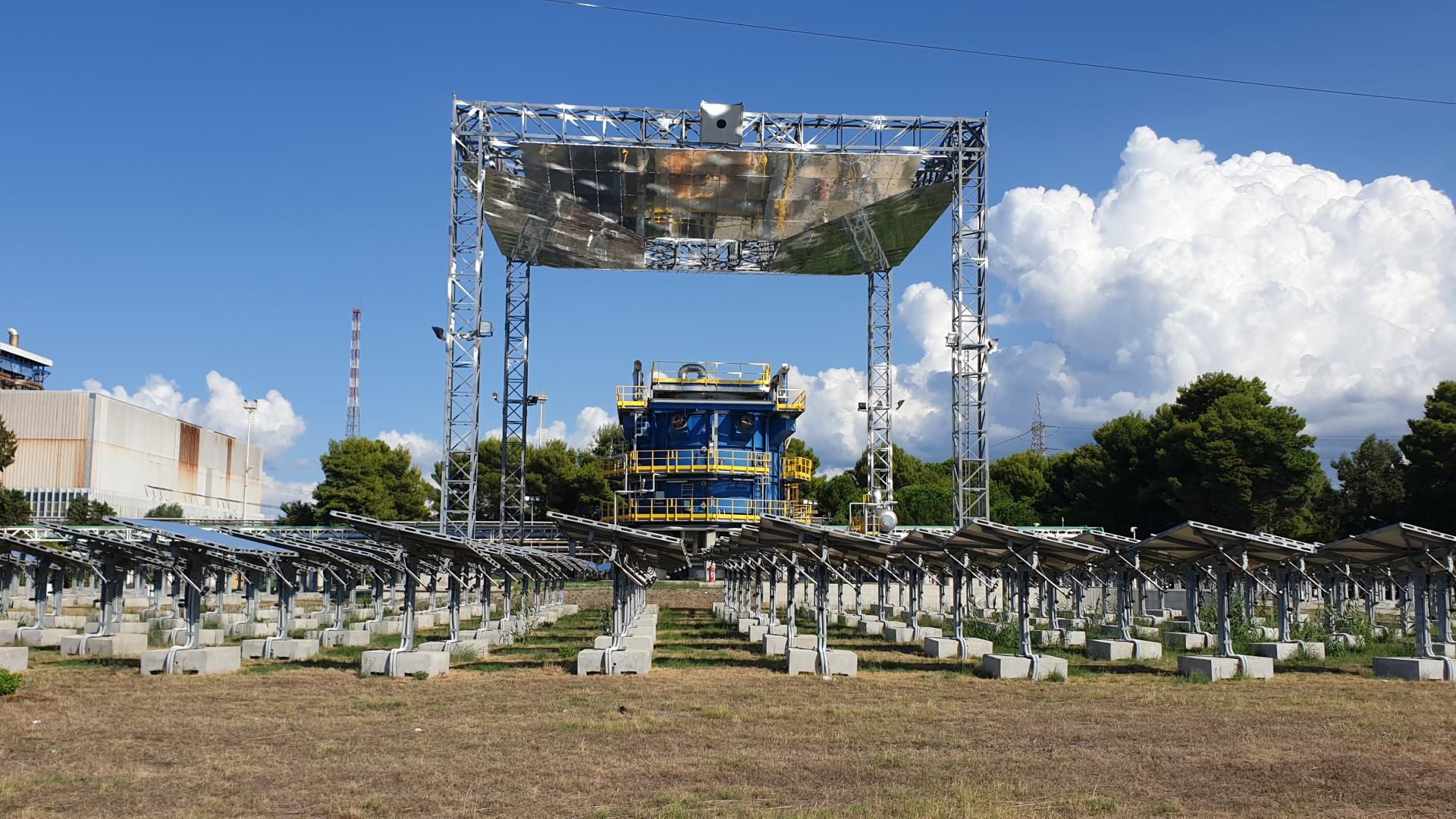 Energy storage system for solar applications - STEM® - Magaldi Power SpA