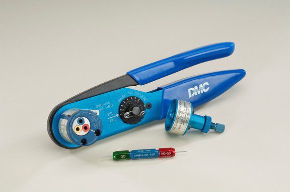 Hand crimping tool - AF8 - Daniels Manufacturing Corporation - for wires