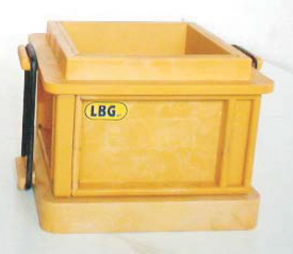 Concrete test cube mold - C001 - LBGsrl