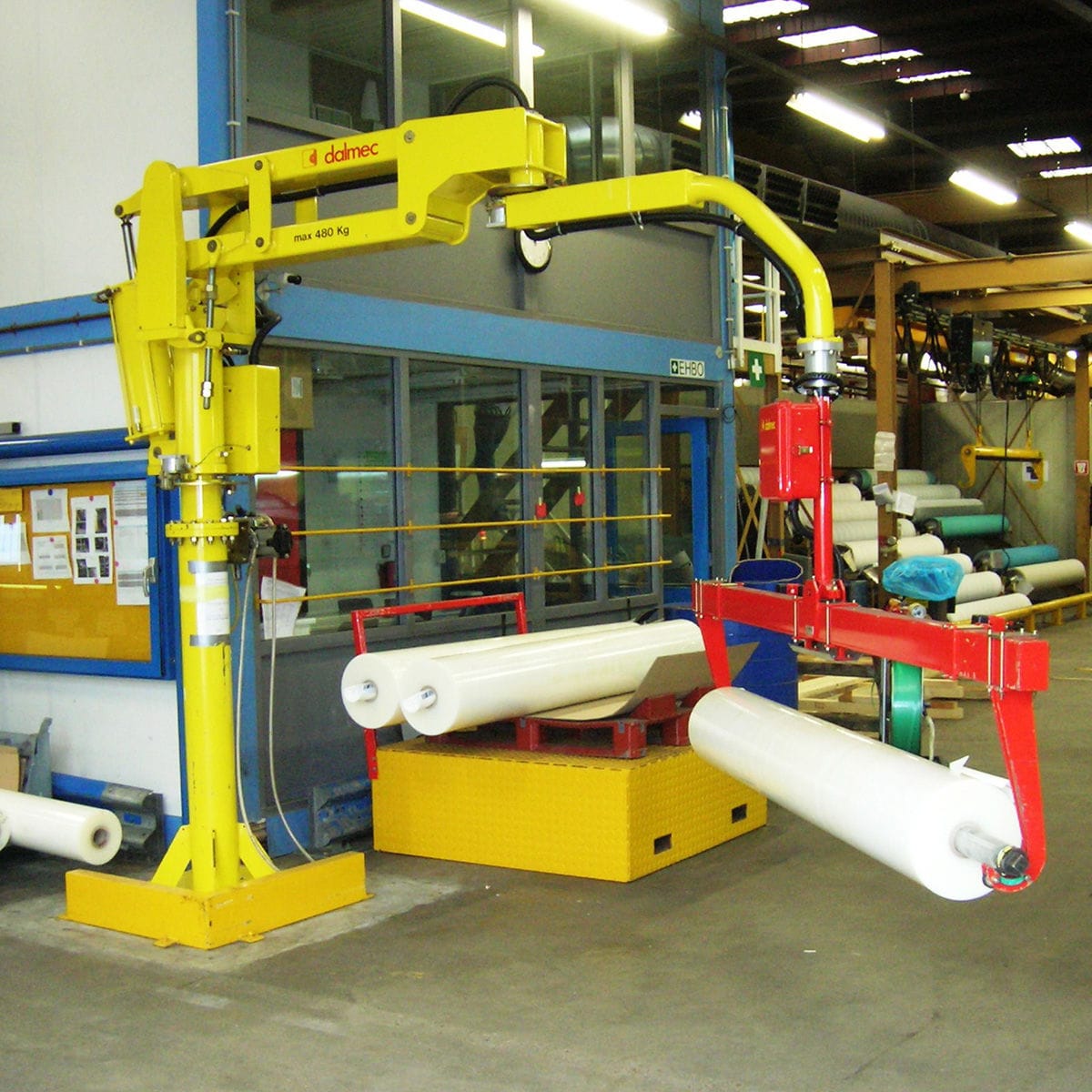 Roll manipulator - DALMEC - pneumatic / fork / for textiles