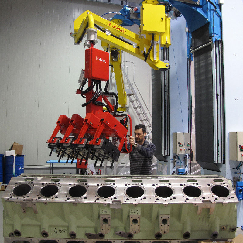 Pneumatic manipulator - Partner - DALMEC - with gripping tool / fork ...