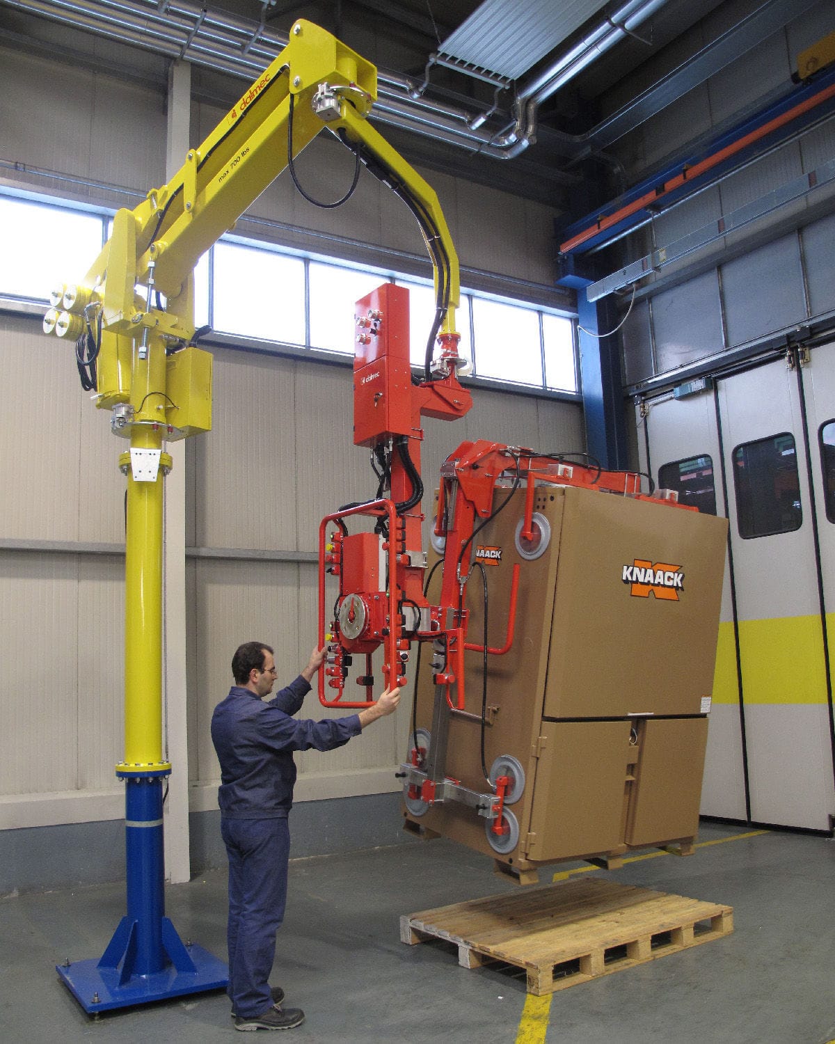 Pneumatic manipulator - DALMEC - with suction cup / for mechanical ...