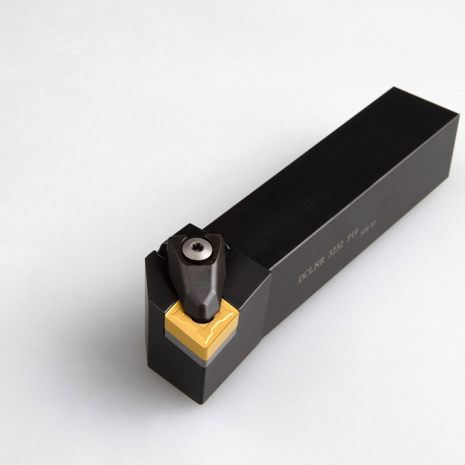 Stainless steel turning insert - NMR - medium and roughing operations ...