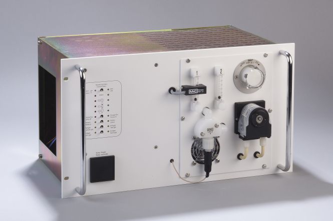 Sample gas conditioning system - CSS-3 - M&C TechGroup Germany GmbH