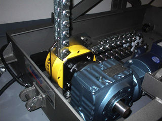 Scissor lift table / electric / stationary / push-pull chain - Serapid ...