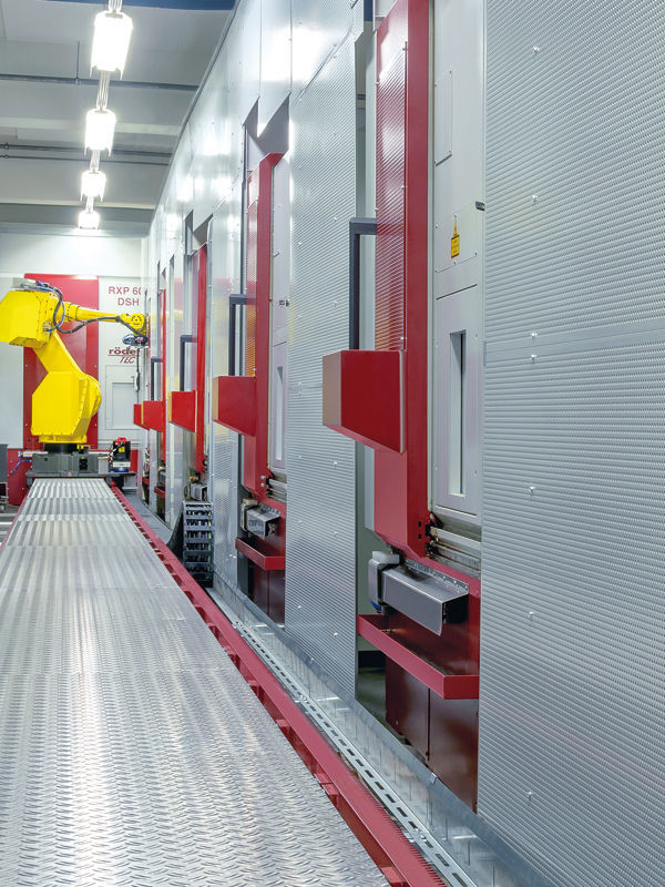 Robotic handling cell - Roeders - for machining centers