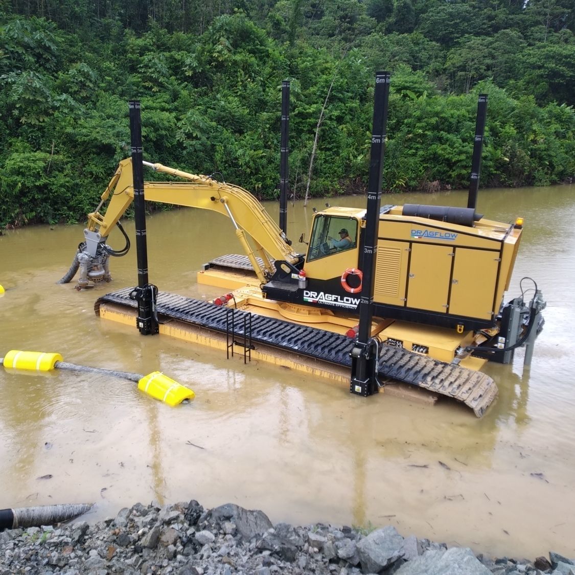 Amphibious dredger - HY85/160 - DRAGFLOW