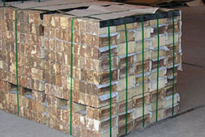 Polyethylene edge protector - SIGNODE