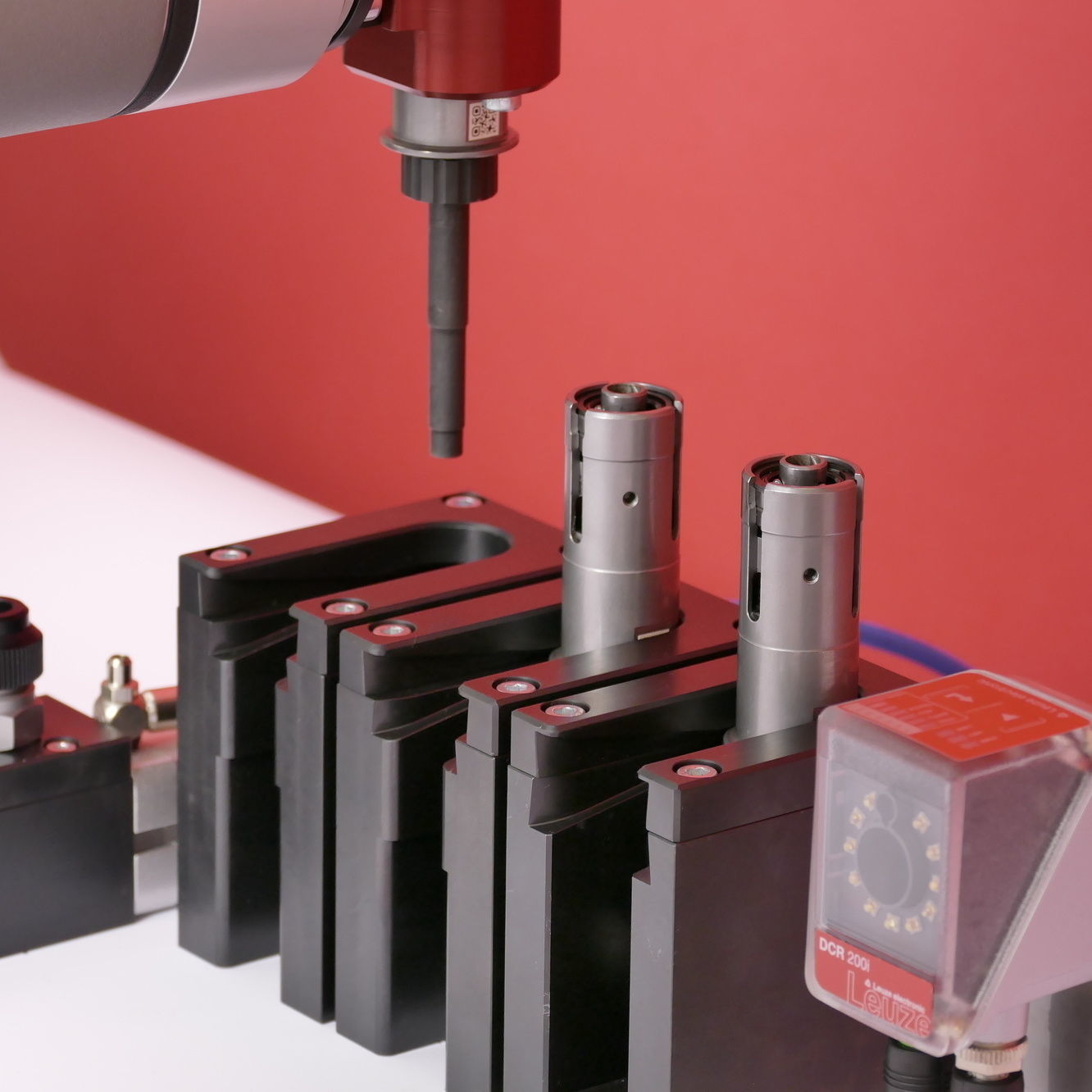 Automatic electric screwdriver - Spatz - Stöger Automation - cordless ...