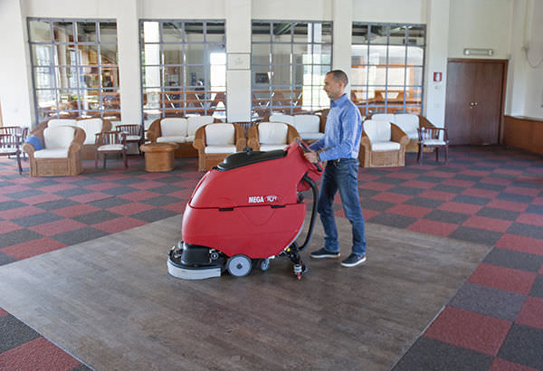 Walk-behind carpet cleaner - MEGA I - RCM S.p.A.