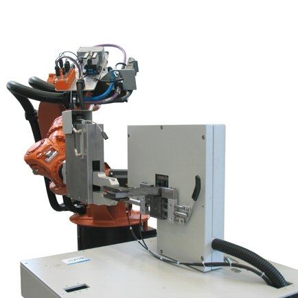 Robotic testing machine - roboTest R - ZwickRoell GmbH & Co. KG