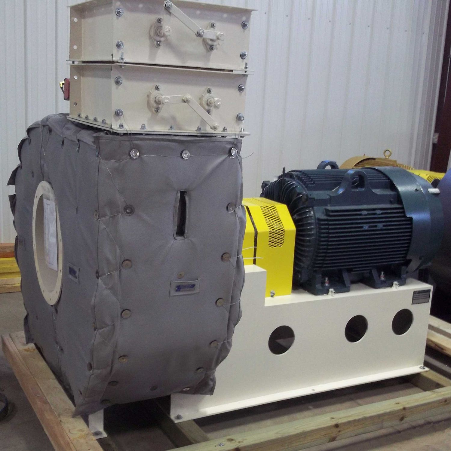 Centrifugal fan / exhaust / with backward-inclined straight blades ...