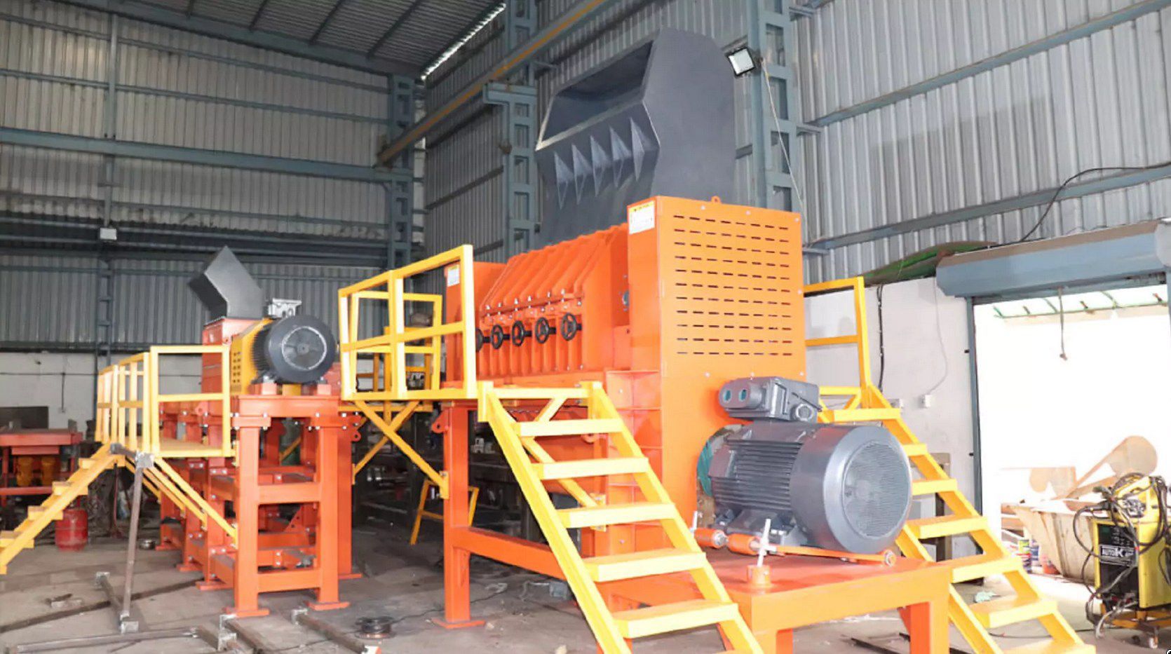 Rotor granulator - TR-900 - FORNNAX TECHNOLOGY PVT LTD - heavy-duty ...