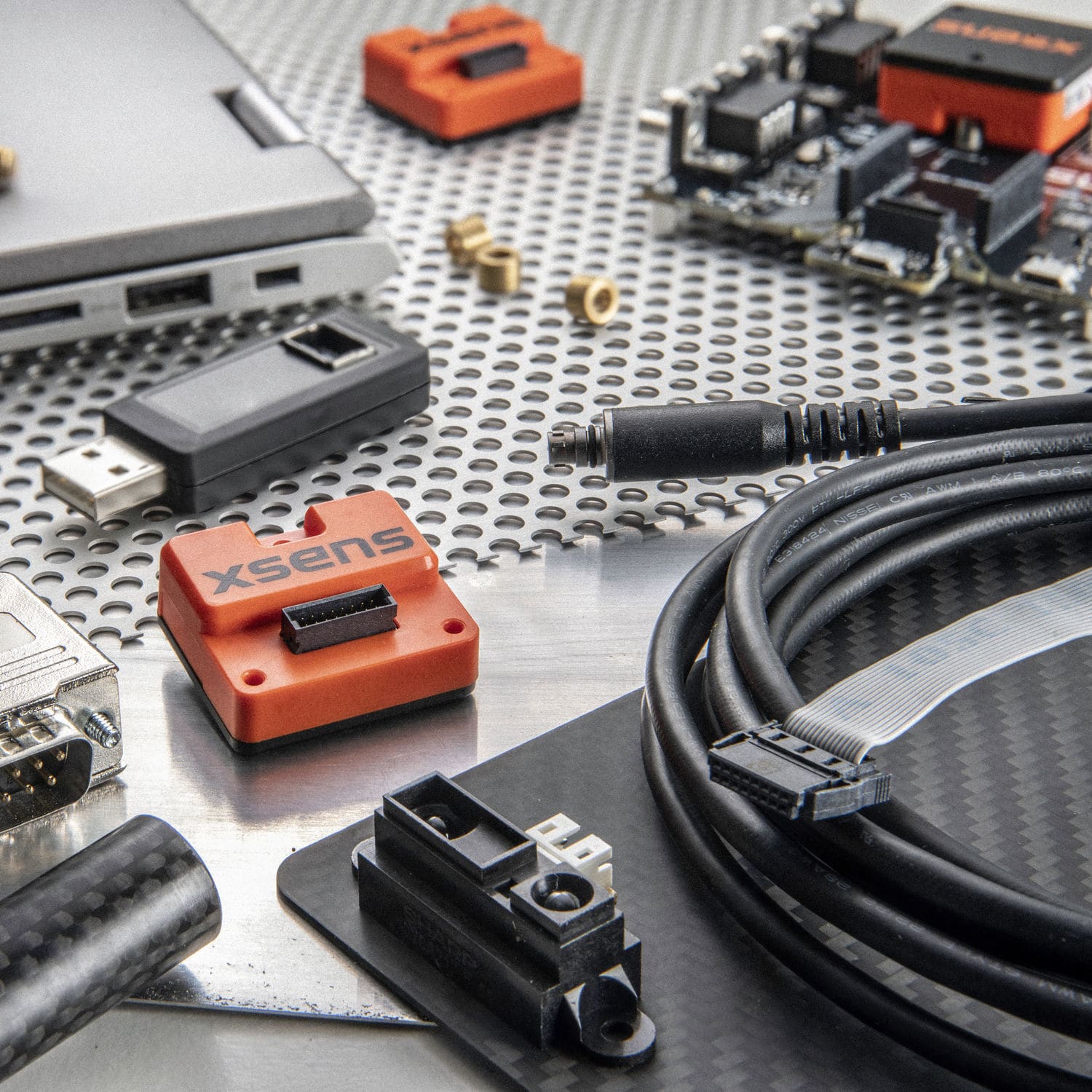 Lightweight inertial navigation system - Xsens MTi-680 - Xsens - high ...