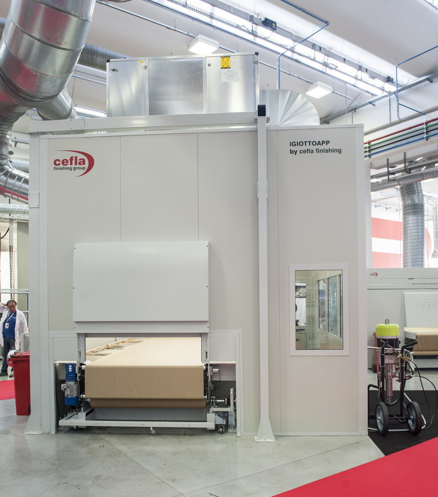 Paint spray unit - iGiottoApp - Cefla Finishing - Videos