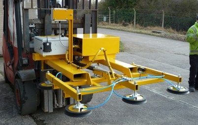 Glass plate vacuum lifting device - Kilner Vacuumation - pivoting