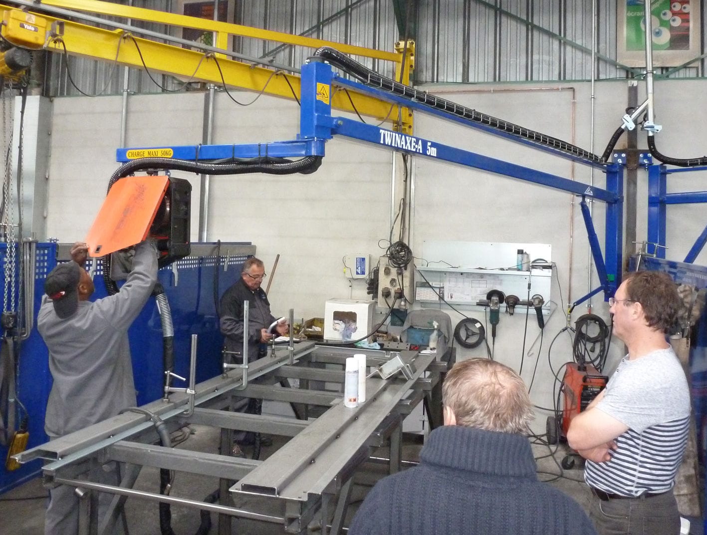 Articulated jib crane - TWINAXE/SIMPLAXE - Engmar - for welding / mobile