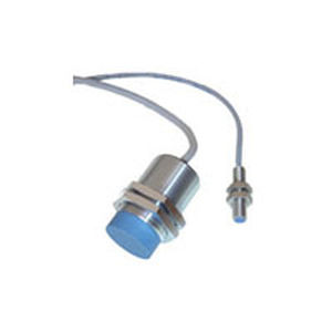 Inductive proximity sensor - ID MOTEUR - cylindrical / threaded