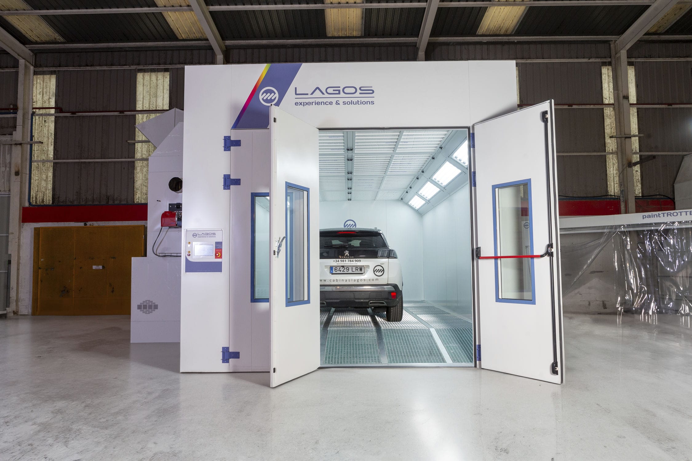 Enclosed paint booth - EVO - Equipos Lagos - for vehicles / filter