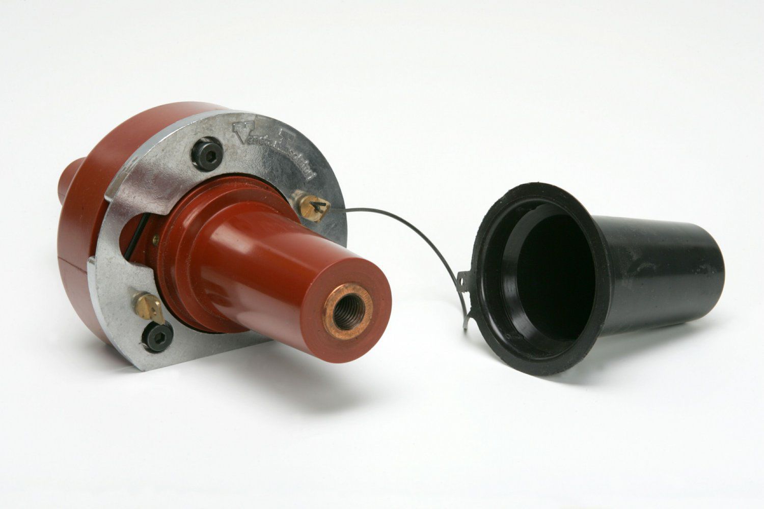 Insulation bushing - PTS - Veneta Isolatori - flange / plug-in / epoxy ...