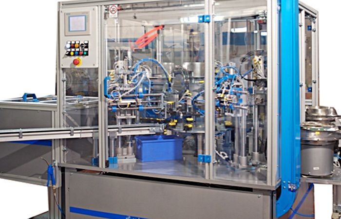 Rotary assembly line - Cosberg SpA - for electric cells