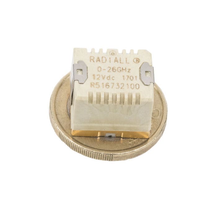 Star-delta switch - SMT R516 - Radiall - technology