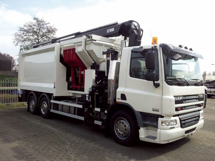 Side-loader bin washer - EMS Machinery - automatic