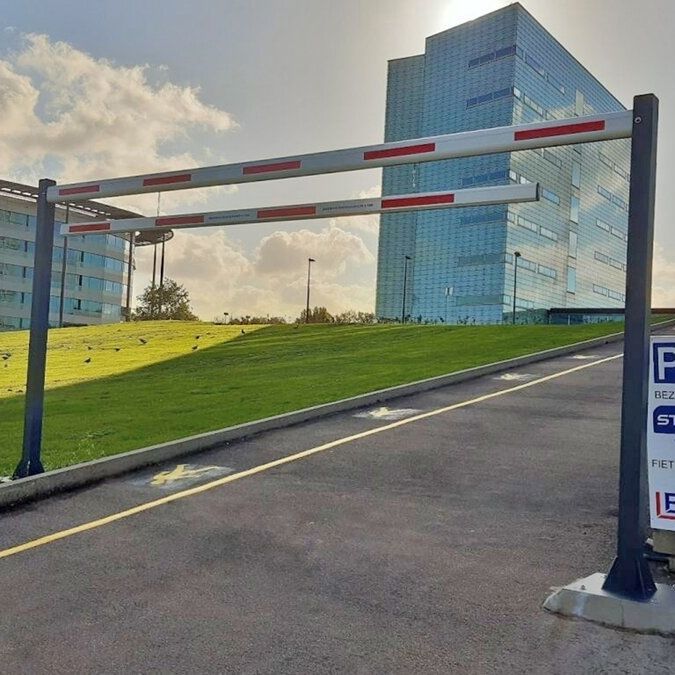 Access barrier - AxeSlim - Alphatronics - lifting / aluminum / for vehicles