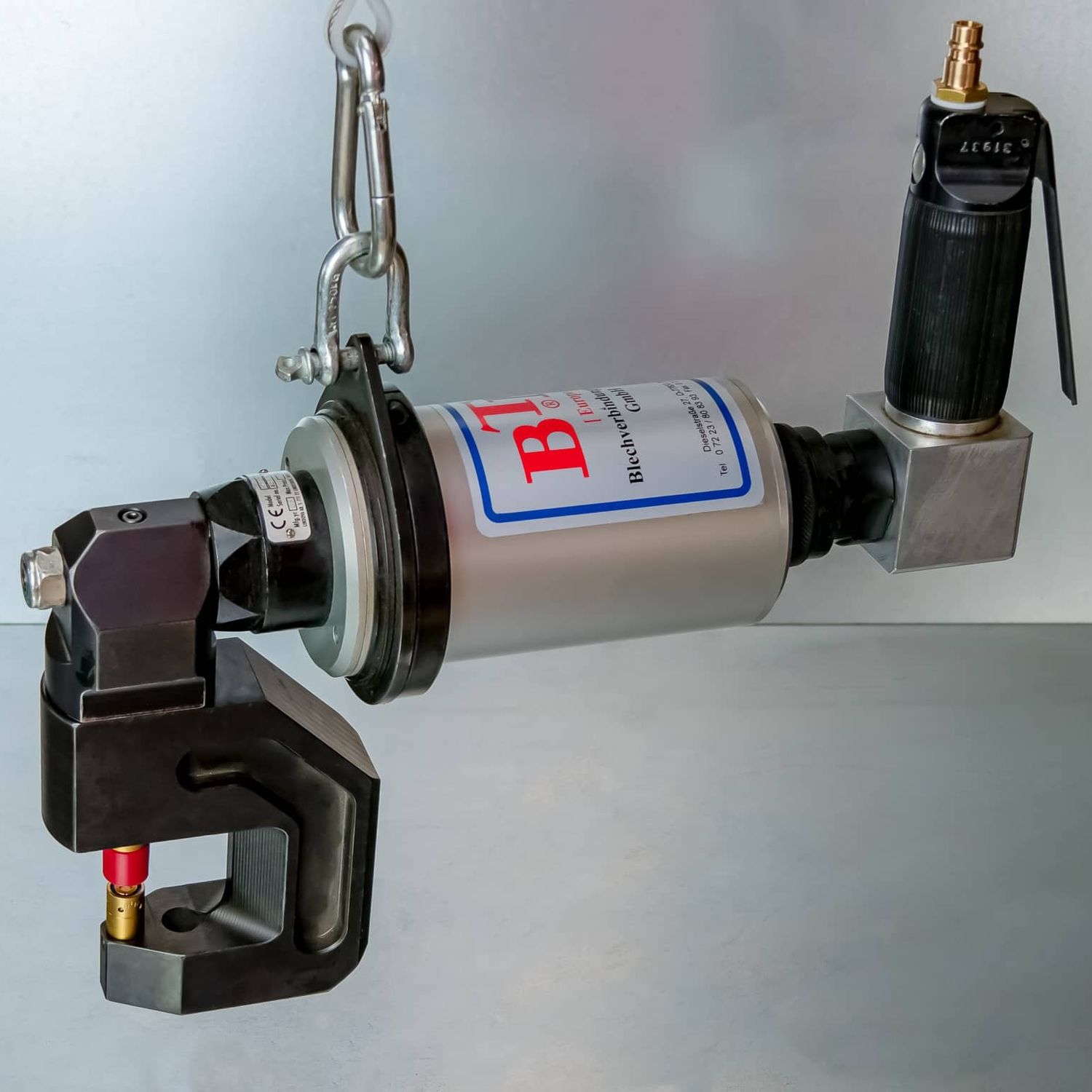 Pneumatic clinching hand tool - ULG-H7 - BTM Europe Blechverb. GmbH