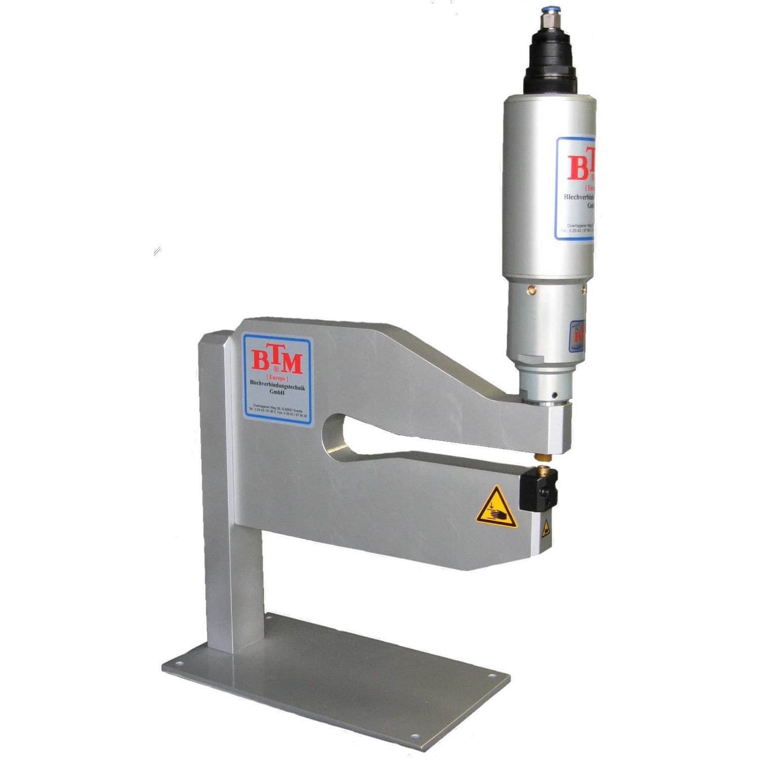Pneumatic press - ULG - BTM Europe Blechverb. GmbH - joining / C-frame ...