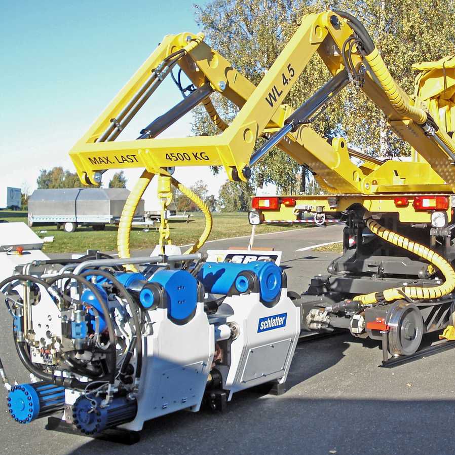 Integrated welding system - Supra Roadflex - Schlatter