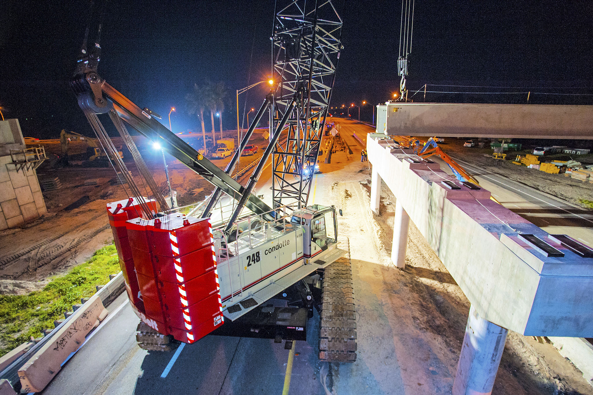 Crawler crane - 248 HSL - Link-Belt - boom / lattice / construction