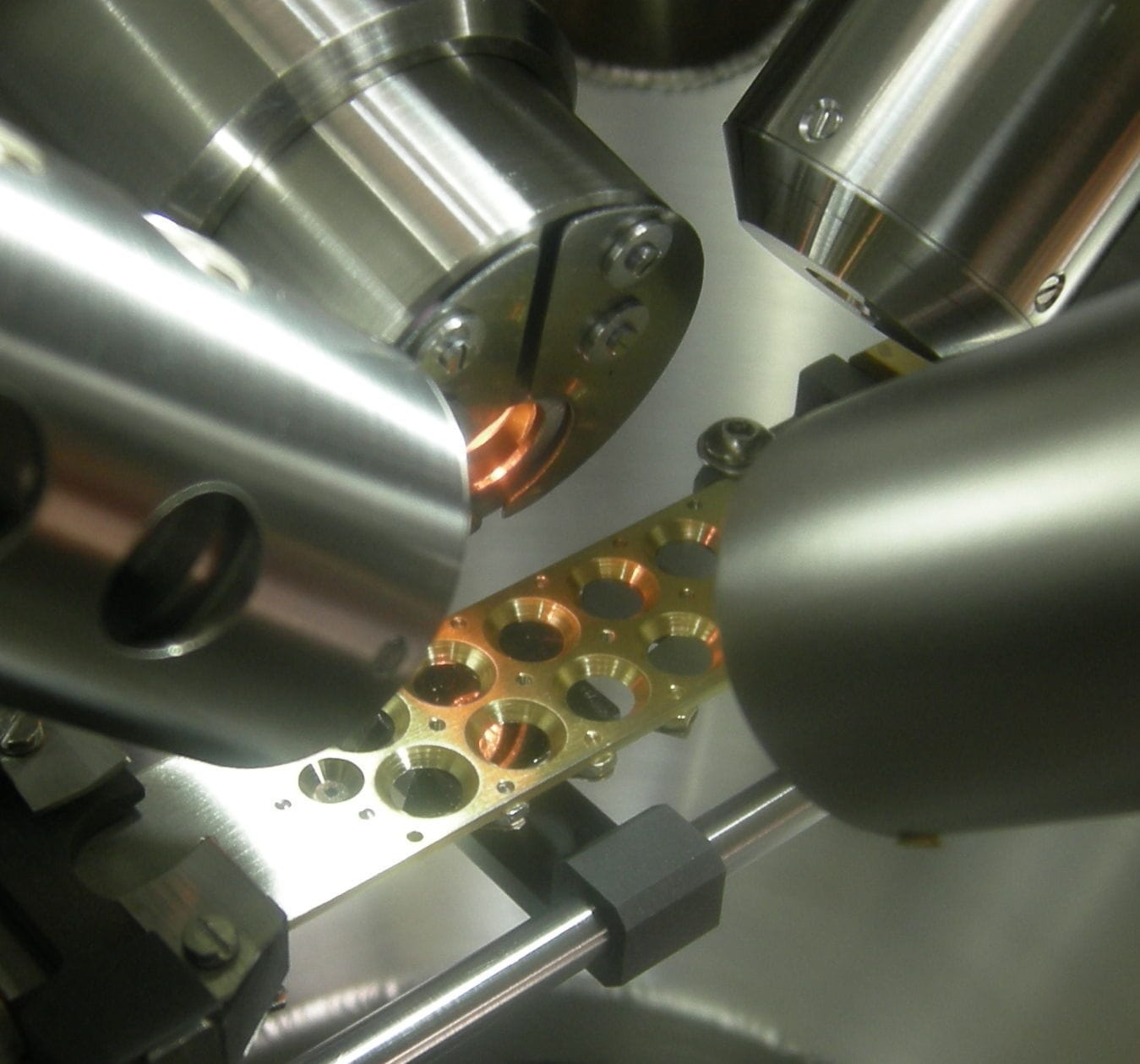 Quadrupole spectrometer - MAXIM - Hiden Analytical - secondary ion mass ...