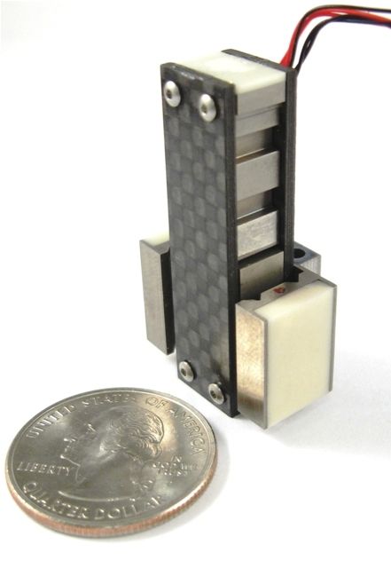 Linear piezoelectric motor - 10 mm, 30 N | I-30 Series - DSM