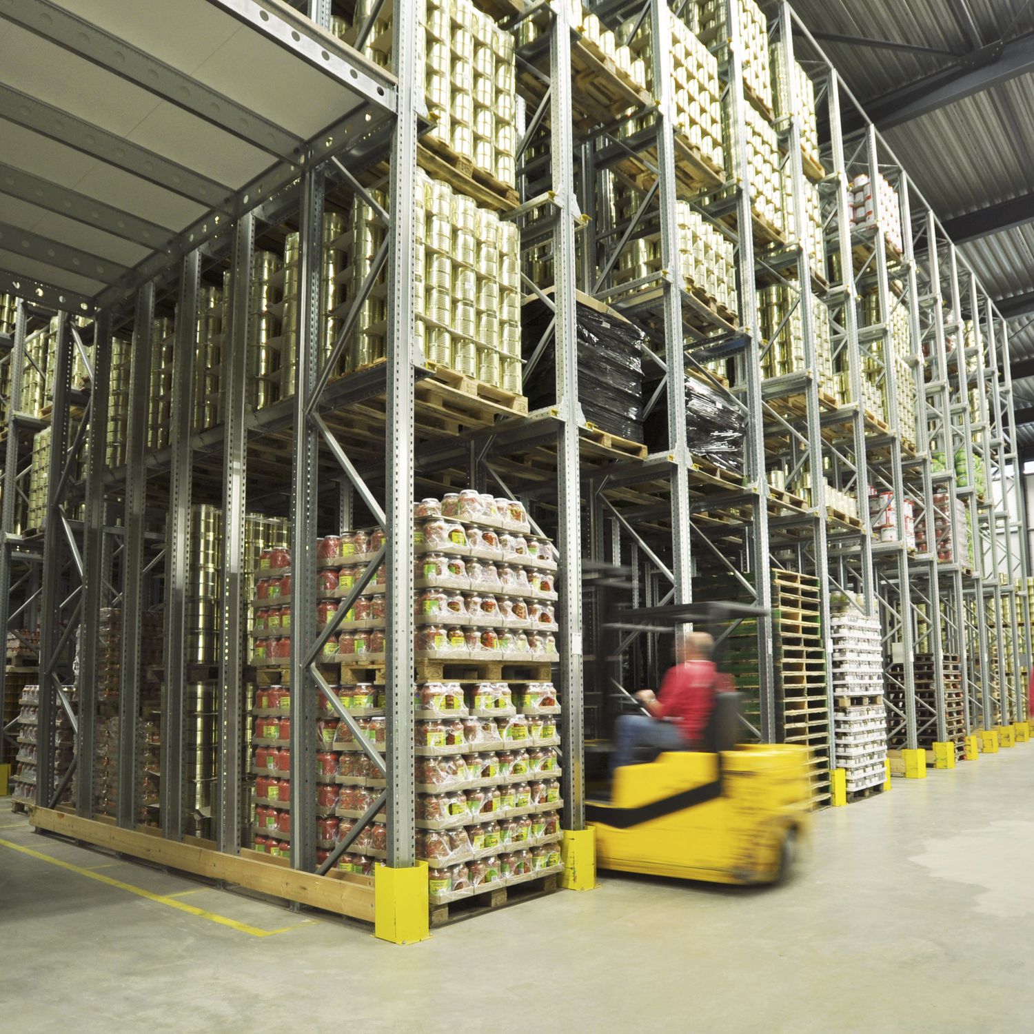 Heavy load shelving - Drive-In Pallet Racking - Dexion - pallet