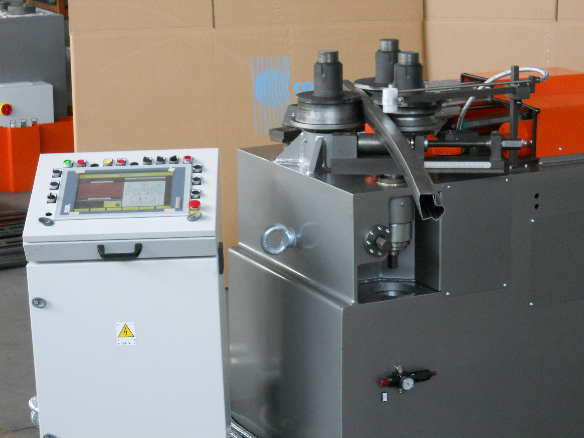 Automatic bending machine - 305 CN3.1V - COMAC Srl - motorized / tube ...