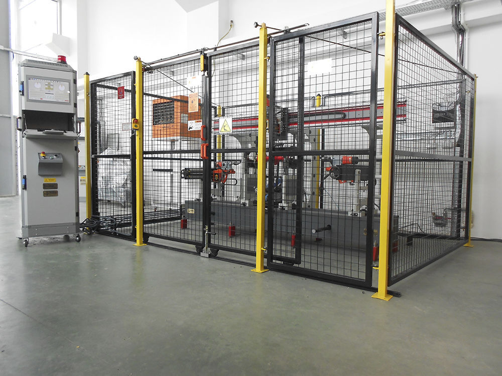 Machine enclosure - MBS Balance System GmbH