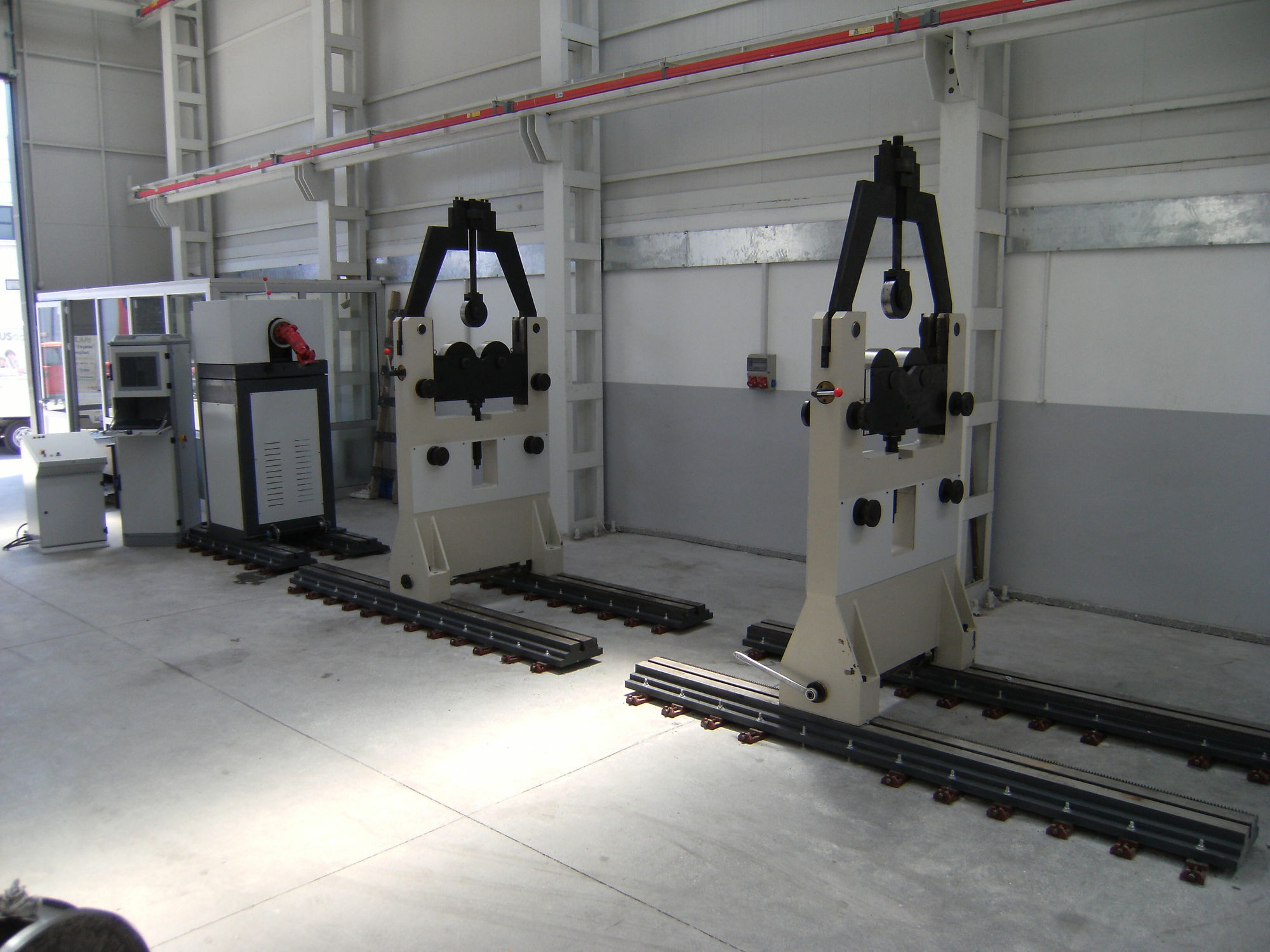 Horizontal balancing machine - H-IHB 50 Horizontal Balancing Machine ...