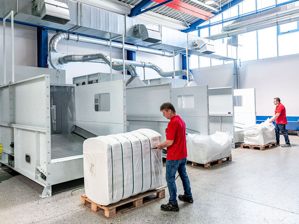 Bale opener for the textile industry - AUTEFA SOLUTIONS