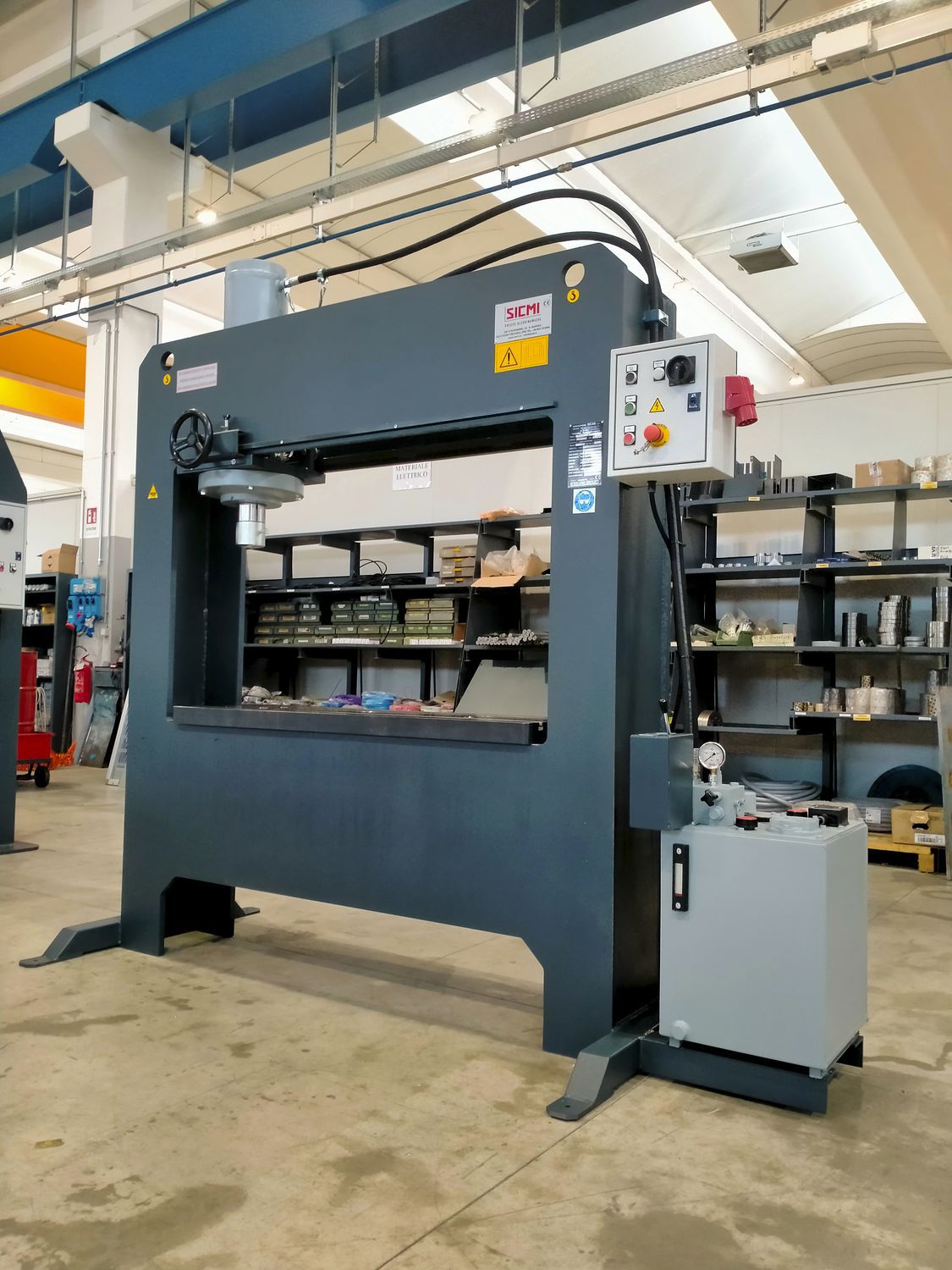 Hydraulic press - PFC 150 M - SICMI - stamping / bending / straightening