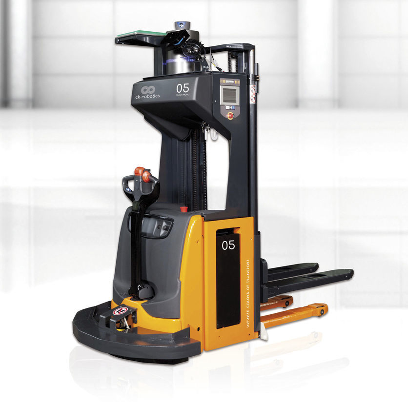 Outdoor AMR - SMART MOVE OUTDOOR - ek robotics GmbH - transport ...
