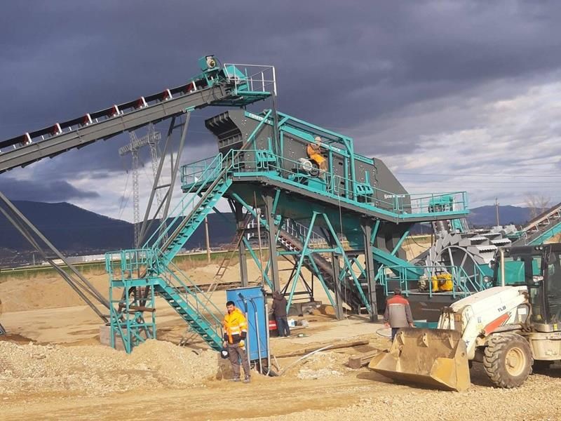 Construction screening unit - CVS series - CONSTMACH Concrete Plants ...