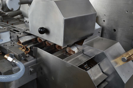 Herring heading gutting machines - VMK16M60 - VMK Fish Machinery - for ...