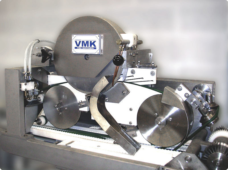 Automatic fish skinning machine - VMK440 - VMK Fish Machinery - for ...