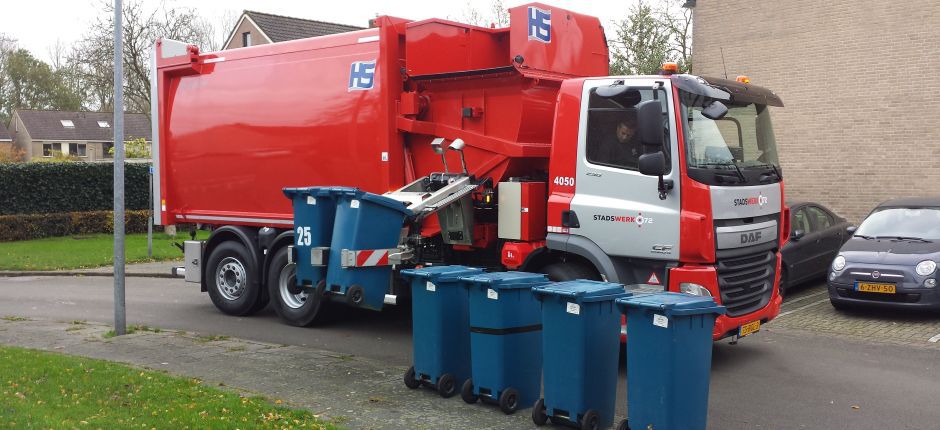Side-loader waste collection vehicle - LIFTERS - Ros Roca